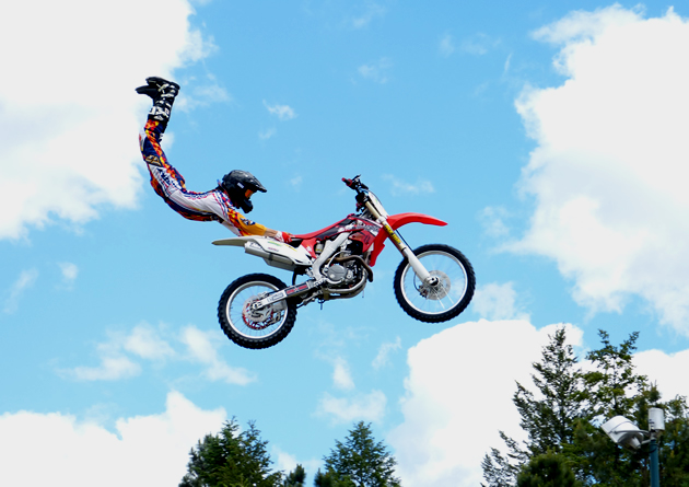 Freestyle motocross show lands in Cranbrook, B.C. | RidersWest